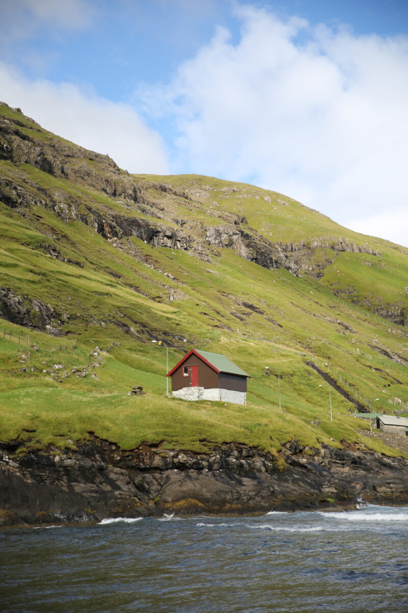 Ultimate 7 Day Faroe Islands Itinerary with Puffins, Epic Hikes & More!